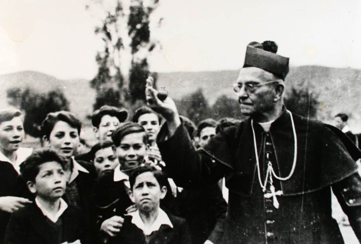 Oremos pidiendo la intercesión de monseñor Ismael Perdomo | El Catolicismo