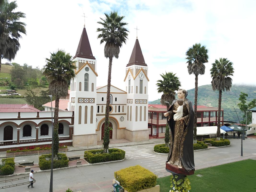 Parroquia San Antonio de Fosca: patrimonio espiritual e histórico, con ...